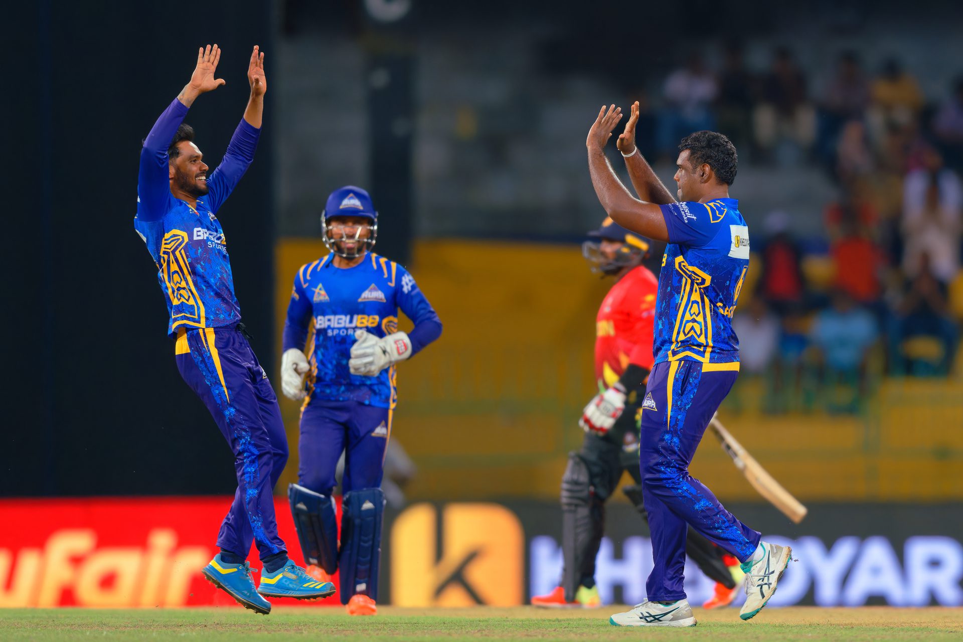 Dhananjaya de Silva Player of the Match 4/6 takes Dambulla Aura to ...