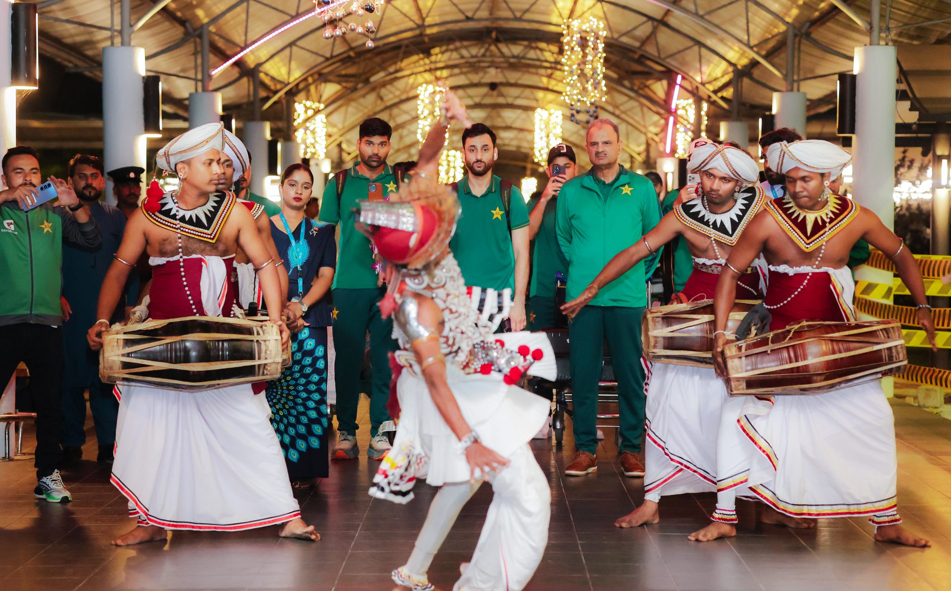 Onus on back in the saddle Dasun Shanaka to lead Sri Lanka to winning ...